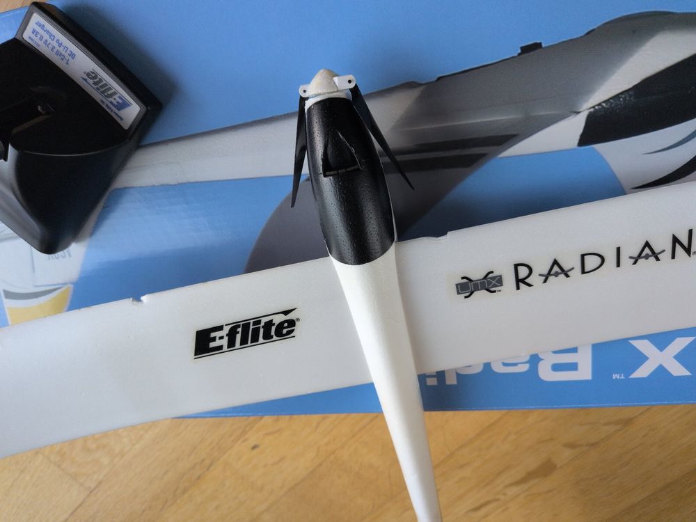 E-Flite UMX Radian BNF mit SAFE Select E-Segler (Gebraucht) in Zürich ...