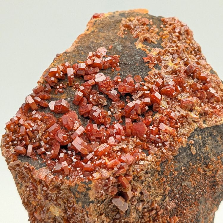 VANADINIT ROT und ORANGE, 100+ Kristalle (Neu (gemäss Beschreibung)) in Balerna für CHF 45 – mit ...