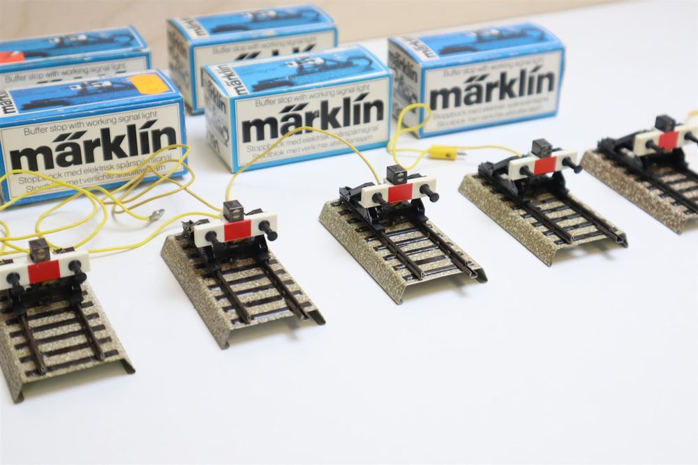 Märklin 6 x Prellbock mit Licht - 7191 (Gebraucht) in Winterthur für ...
