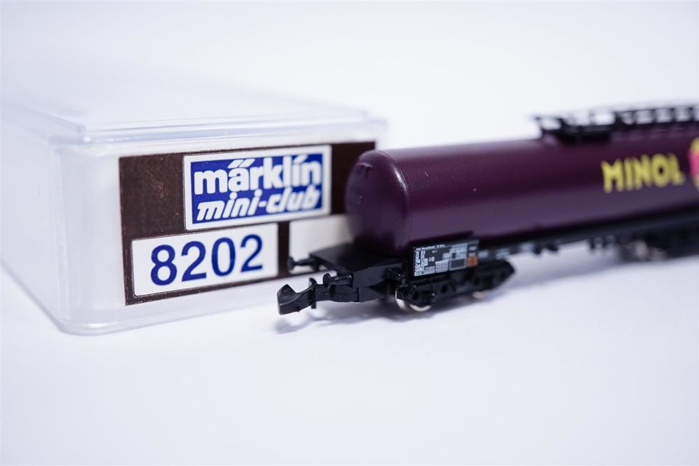 6œ Märklin 8202 DB TankWg 4achs Minol (Gebraucht) in für CHF 18.9 – mit ...