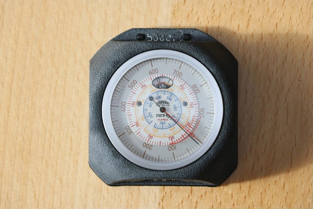 Höhenmeter bis 5000 m / Barometer von Thommen Switzerland (Gebraucht ...