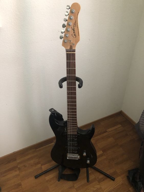 Godin Freeway Classic Set mit Verstärker (Gebraucht) in Zürich für CHF ...