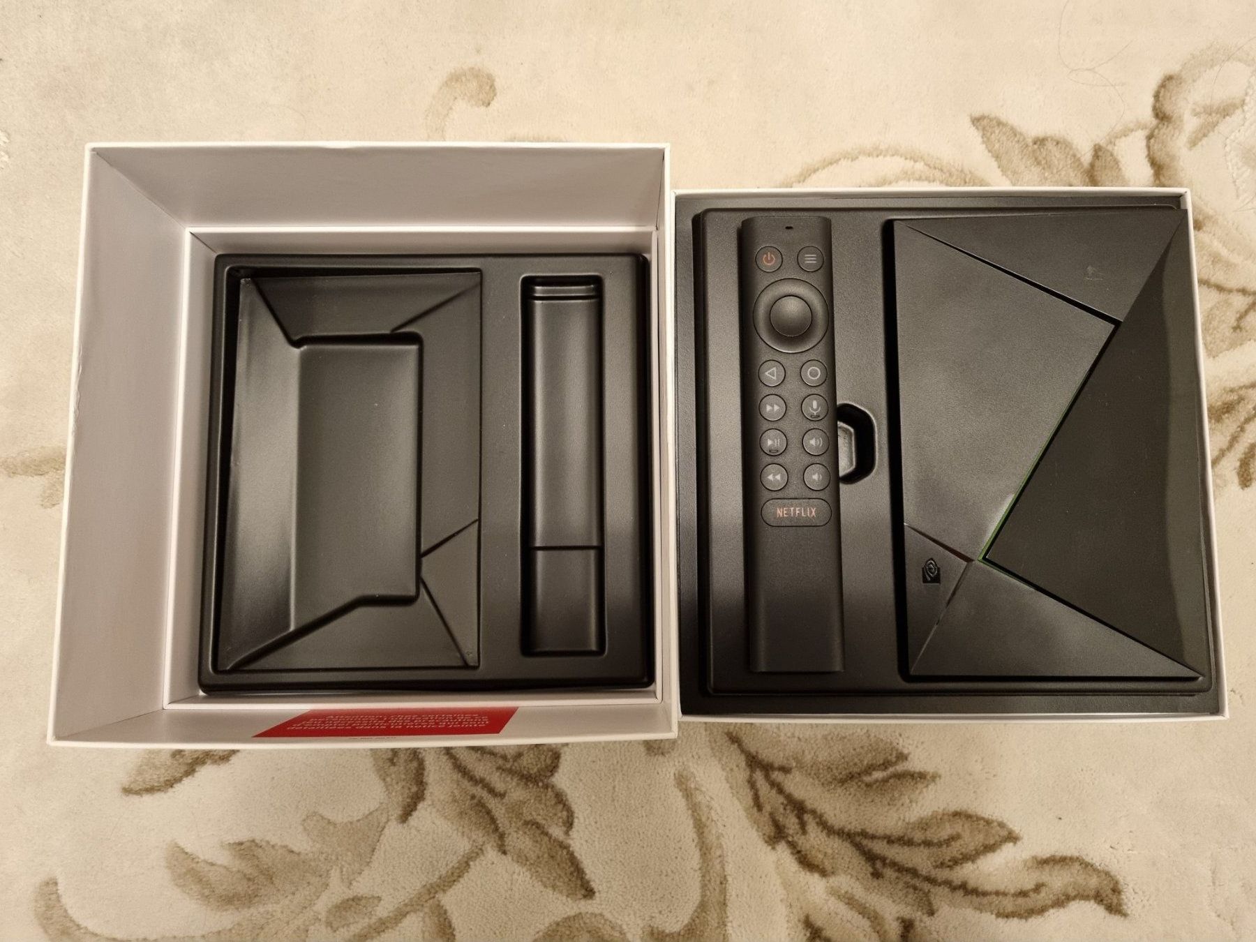 Fast neue Nvidia Shield TV Pro – Komplettset + 2 Controller (Gebraucht ...