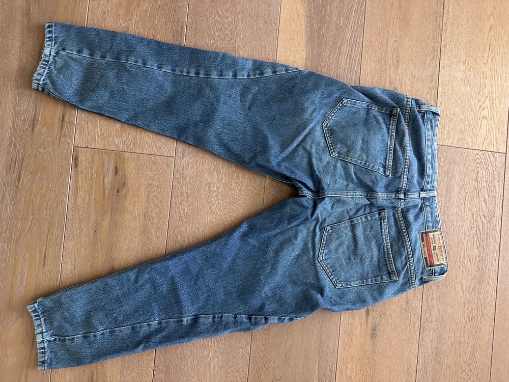Diesel Jeans, Top Zustand, W26, ideal für den Frühling! (Gebraucht) in ...