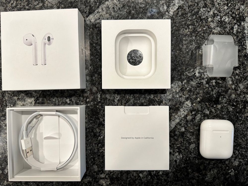 Apple Airpod 1st gen (Gebraucht) in Brugg für CHF 22 – mit Lieferung ...