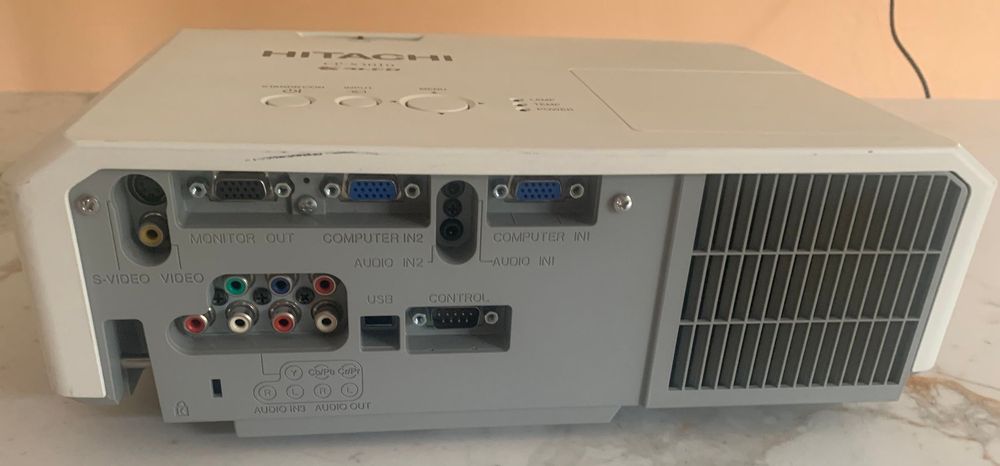 Hitachi CP-X3010 Projector | Kaufen auf Ricardo