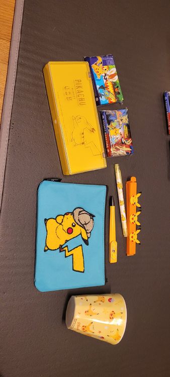 Cute Pikachu Merchandise Collection! | Kaufen auf Ricardo