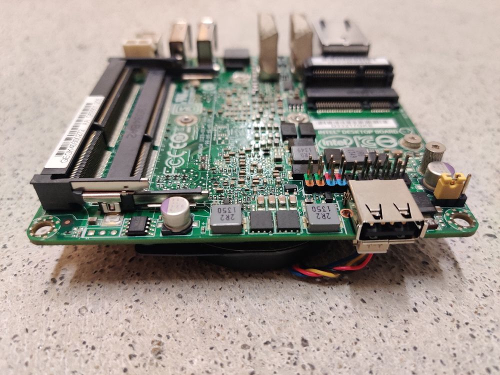 Intel NUC D33217GK i3-3217U | Kaufen auf Ricardo