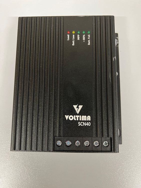 VOLTIMA SCN40 MPPT Solar-Laderegler 12V/24V mit VSM1 Monitor (Gebraucht ...