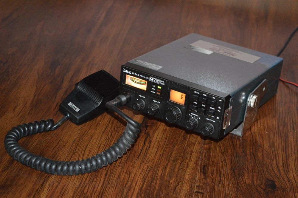 Zodiac M-244 CB Funkgerät 40 Kanal FM | Kaufen auf Ricardo