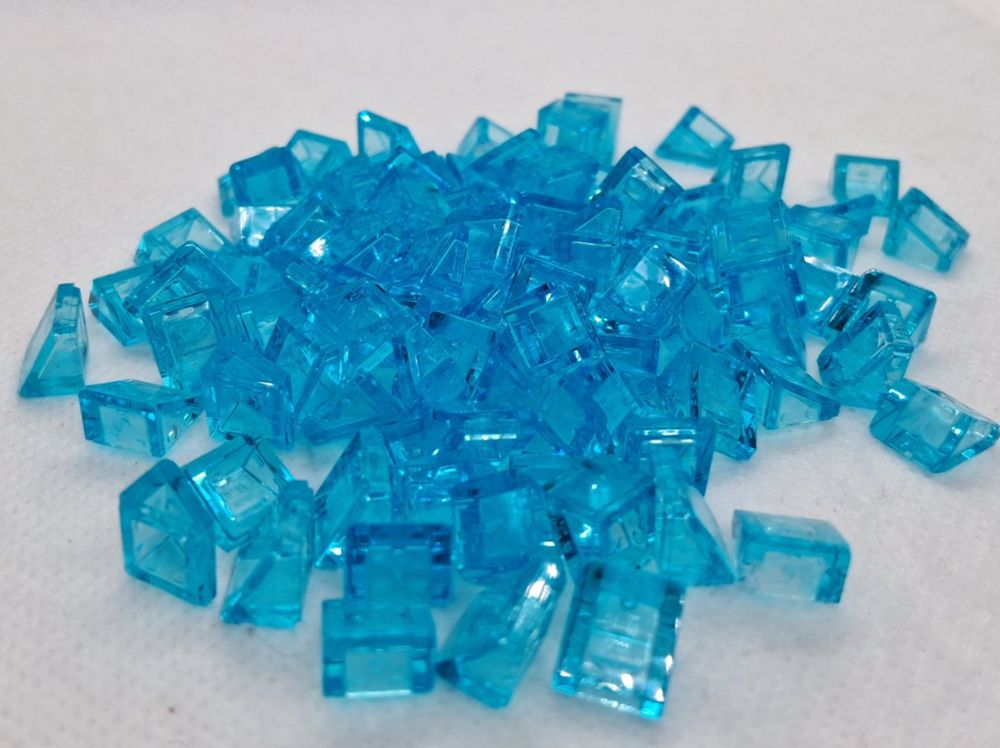 Lego 100 Stk. Roof Tile 1x1x2/3 trans-light blue (neu) (Neu (gemäss ...