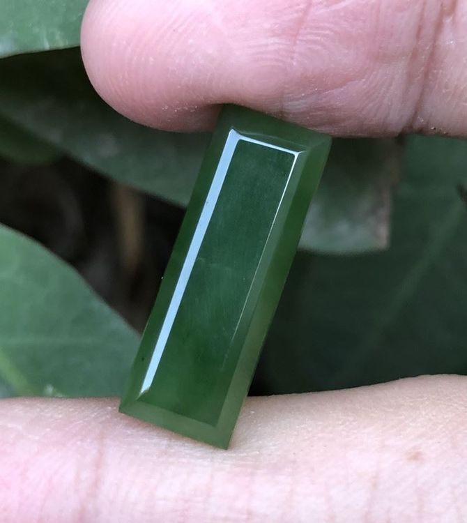 Nephrit JADE 10.90ct (Neu (gemäss Beschreibung)) in Nuglar für CHF 18 – mit Lieferung auf ...