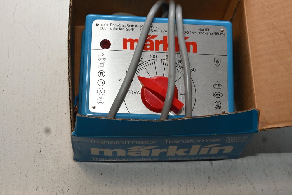 Märklin Trafo 220 V mit OVP (Gebraucht) in Laupen ZH für CHF 1 – mit ...