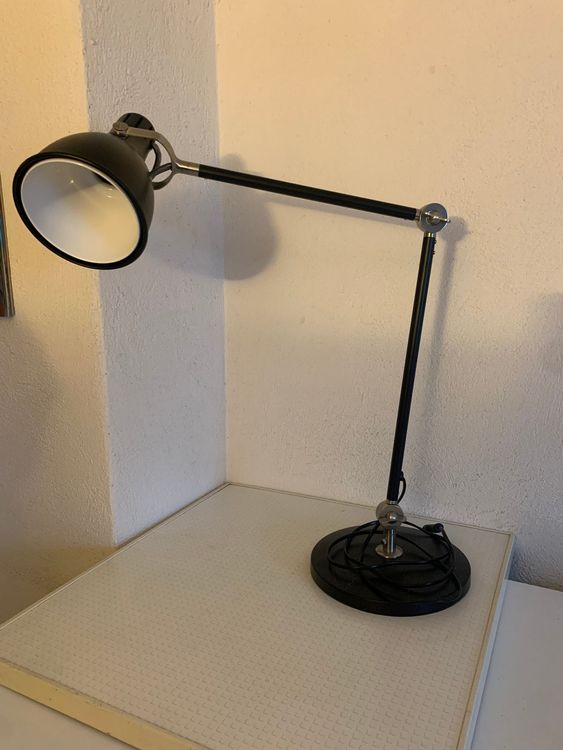 Stehleuchte (Neu (gemäss Beschreibung)) in Wettingen für CHF 20 – mit Lieferung auf Ricardo kaufen