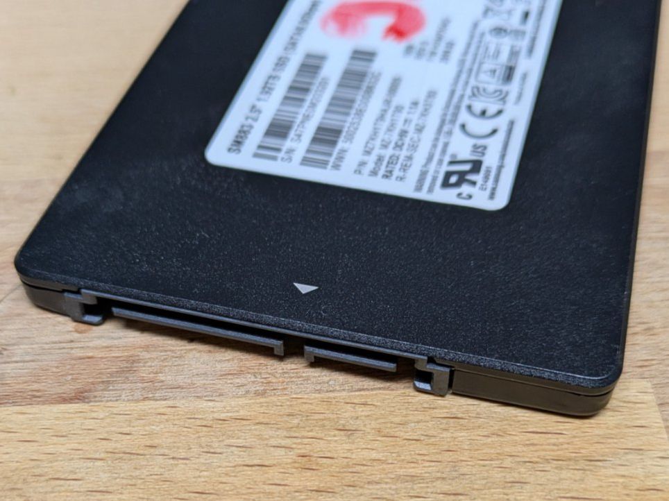 Samsung SSD, SM883, 2.5" 1.92TB (SATA 6.0 GPS) (Gebraucht) in Sargans für CHF 55 – nur Abholung ...