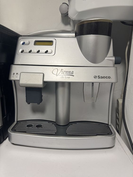 Saeco Vienna Deluxe Kaffeevollautomat (Gebraucht) in Riggisberg für CHF 3 – nur Abholung auf ...