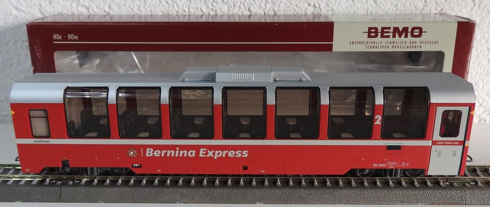 RhB Bernina Express Wagen Bp 2502 2 Klasse Bemo H0m OVP (Neu (gemäss Beschreibung)) in Salez für ...