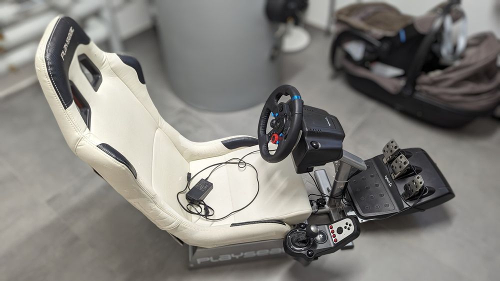 Ensemble "PlaySeat" + "Logitech G29" | Kaufen auf Ricardo