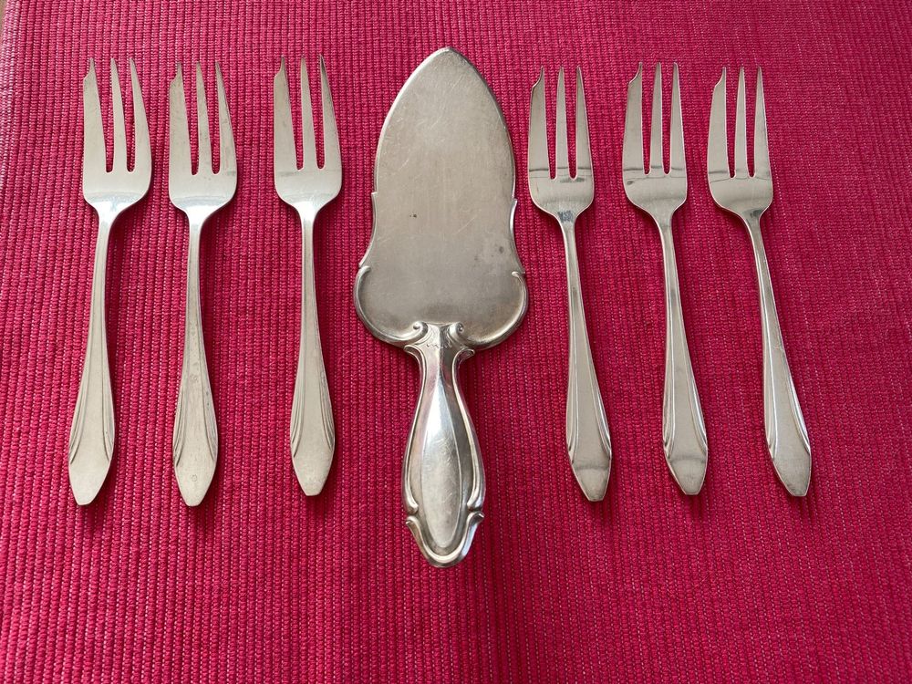 Antikes Silberbesteck Kuchengabeln und Tortenheber (Gebraucht) in Menziken für CHF 15 – mit ...