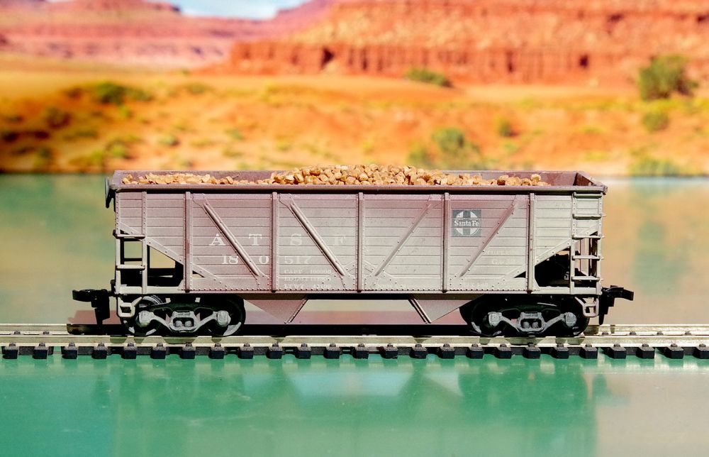 Athearn H0 War Emergency Hopper ATSF/Santa Fe Railroad (USA) (Gebraucht) in Frauenfeld für CHF 9 ...
