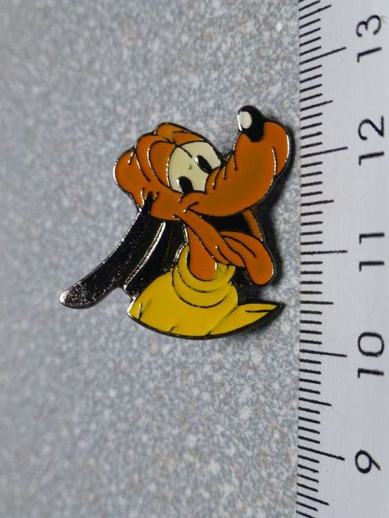 PIN PINS COMIC ZEICHENTRICK WALT DISNEY (Gebraucht) in für CHF 2 – mit ...