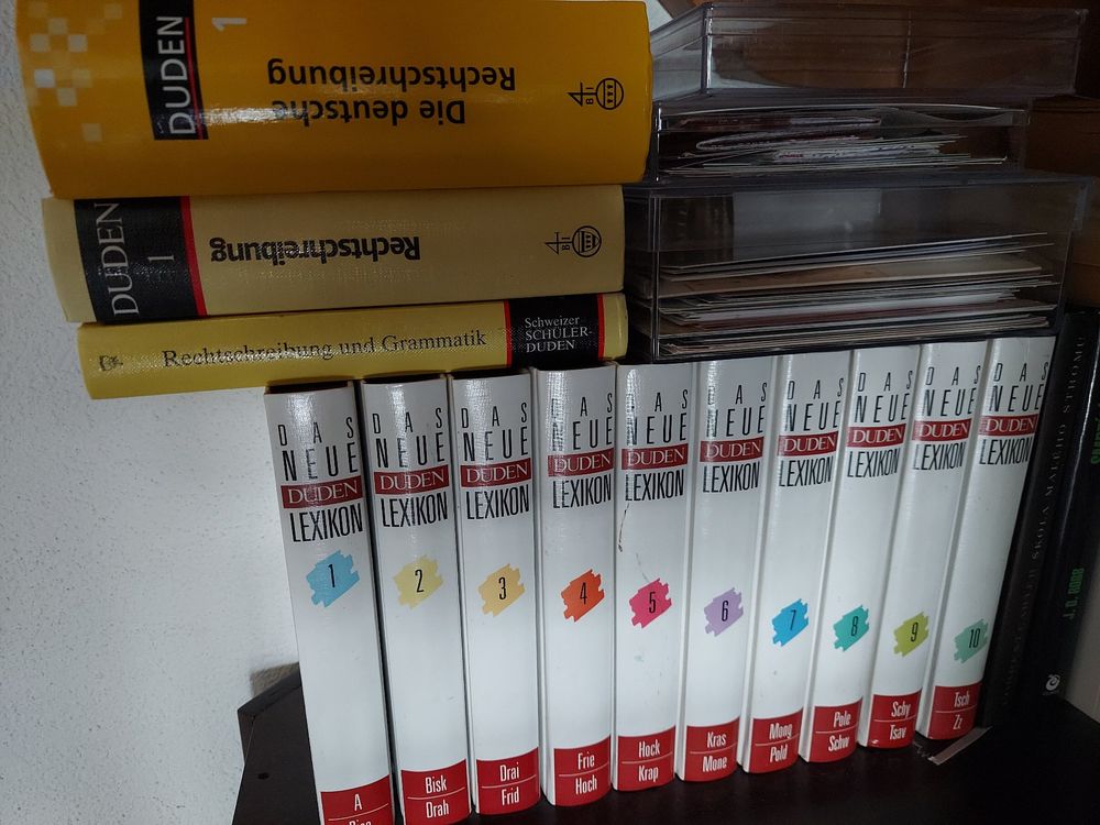 Duden - Das Neue Lexikon - 10 Bände + 3x Bücher Duden (Gebraucht) in ...