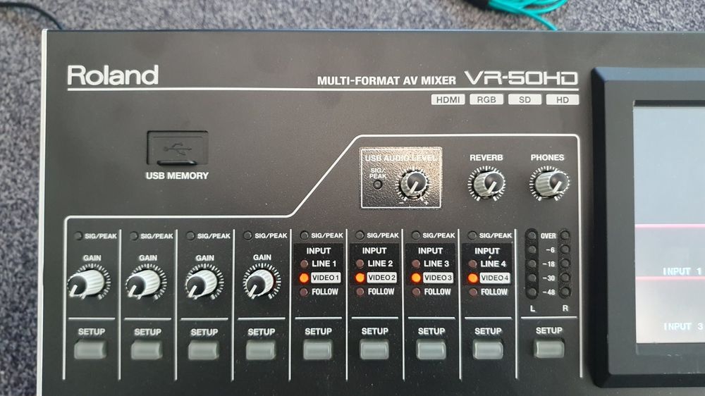 Roland VR 50 HD ALL-IN-ONE Multi-Format AV Mixer (Gebraucht) in für CHF ...
