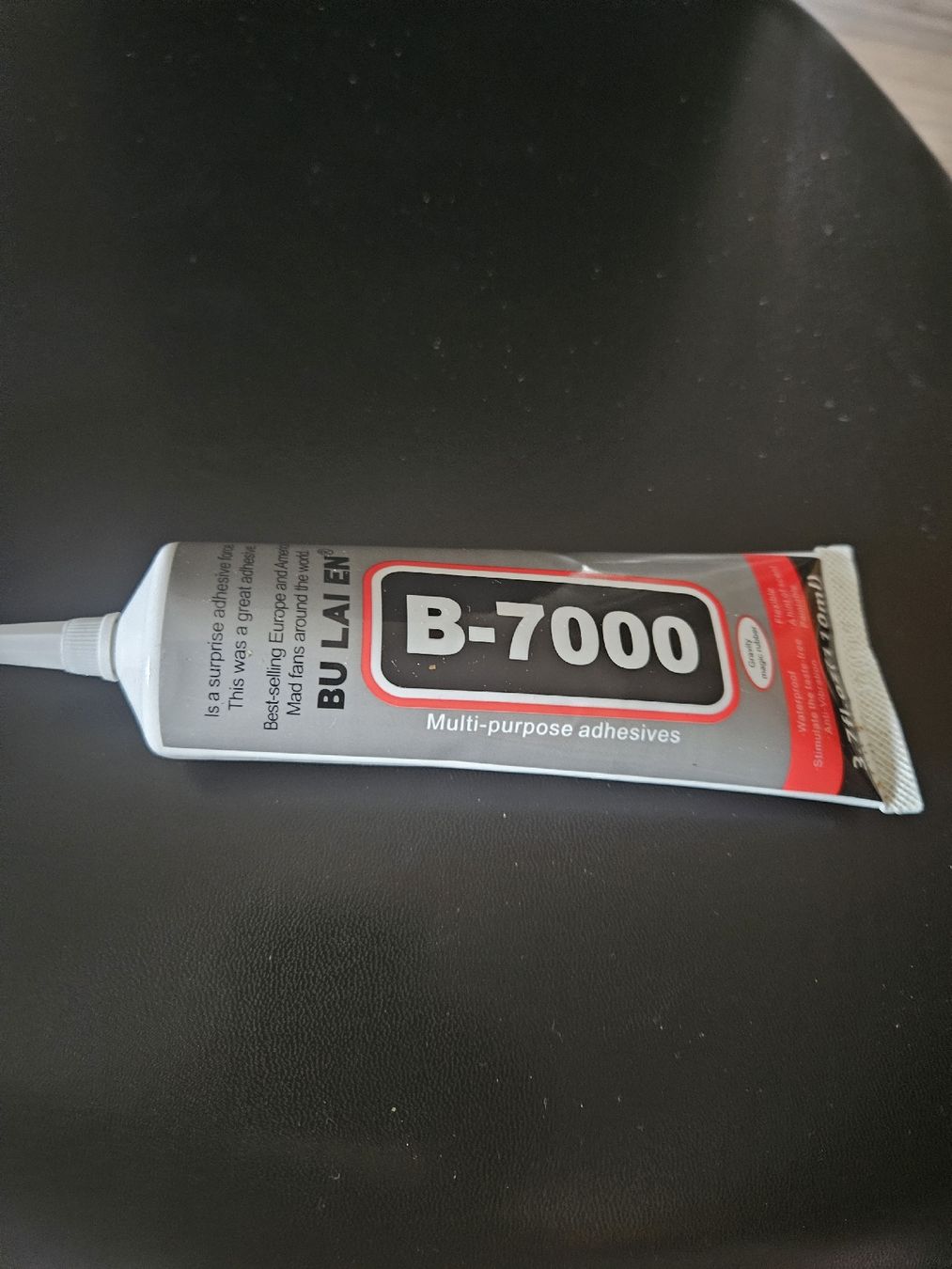 B-7000 Kleber BU LAI EN 110ml (Neu und originalverpackt) in Liestal für CHF 14.9 – mit Lieferung ...