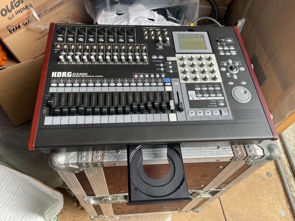 Korg D3200 Digital Recording Studio Console | Kaufen auf Ricardo