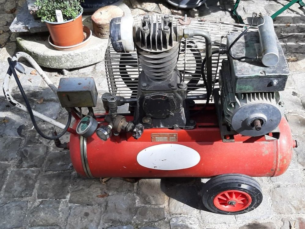 Kompressor (Defekt) in für CHF 3 – nur Abholung auf Ricardo kaufen