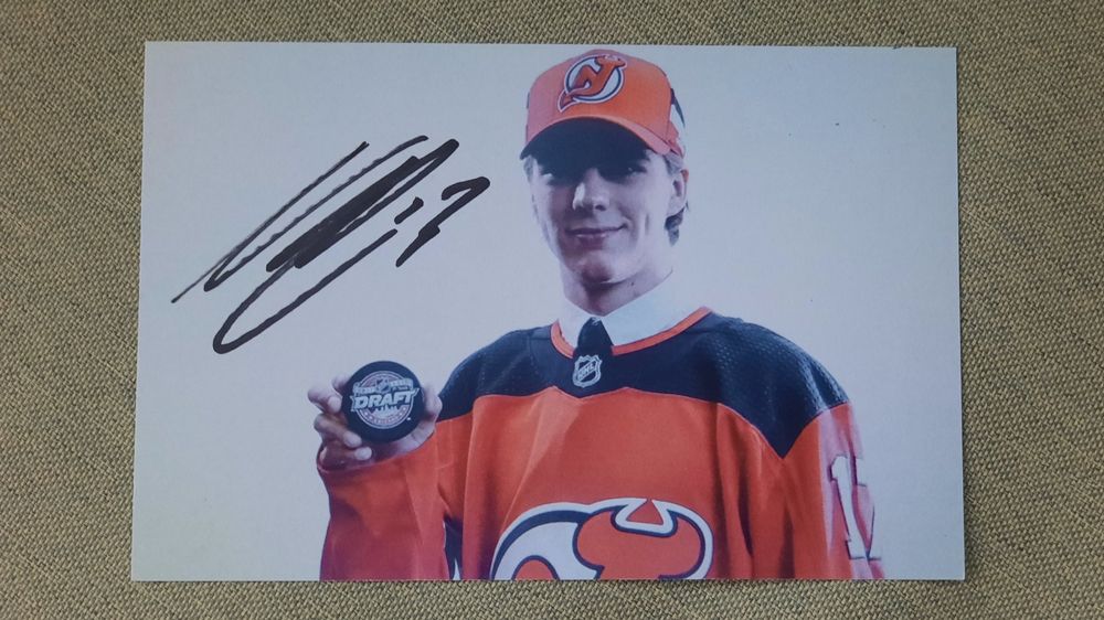 Autogrammkarte Nico Hischier (Gebraucht) in Schmerikon für CHF 6 – mit ...