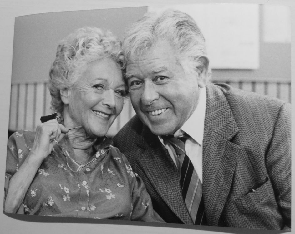 2 Fotos Stephanie Glaser + Peter W. Staub, aus SRF 1993 (Gebraucht) in ...