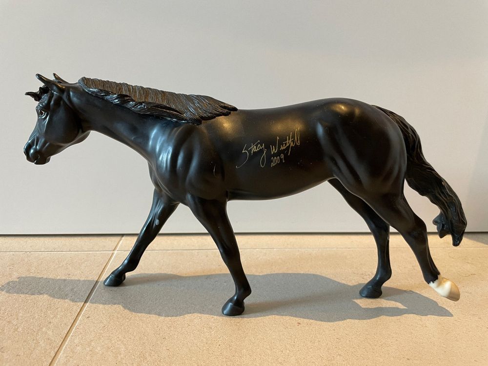 Breyer Traditional Modellpferd Roxy mit Autogramm | Kaufen auf Ricardo