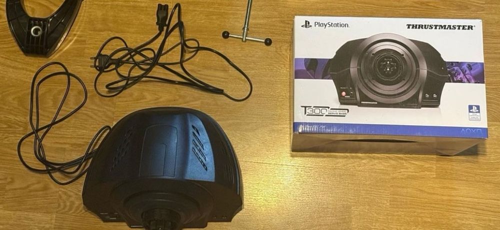 T300 RS Servo Base (D'occasion) à Sorens pour CHF 100 – avec livraison ...