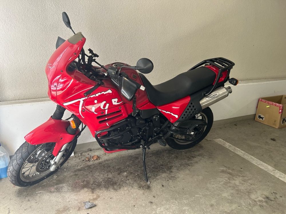 Triumph Tiger T400, 900 Kubik, rot, ohne MFK (Gebraucht) in ...