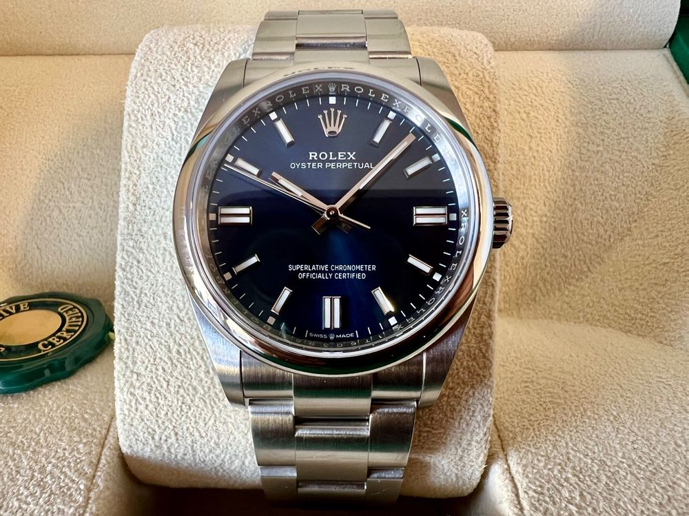 ROLEX Oyster Perpetual 36 - Blue dial - Full set 2024 - New | Acheter ...