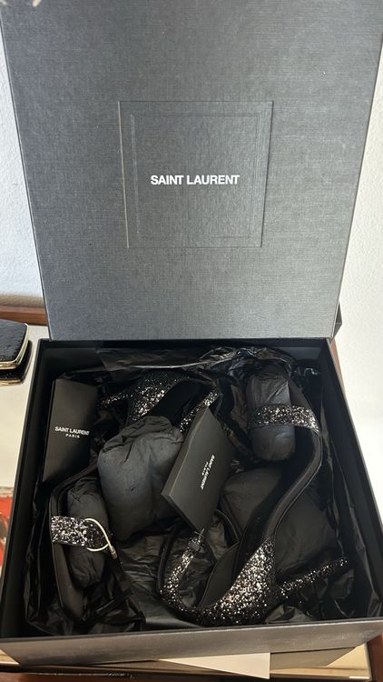 Yves Saint Laurent - 38, NP 1100 fr (Neuf avec emballage d'origine) à Arzier-Le Muids pour CHF ...