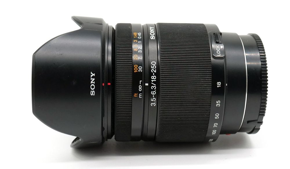 Sony DT 18-250mm F/3.5-6.3 SAL18250 Objektiv inkl. OVP | Kaufen auf Ricardo
