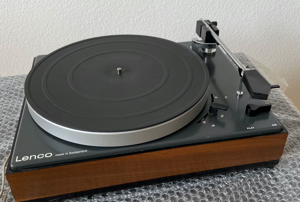 LENCO B52 | Kaufen auf Ricardo