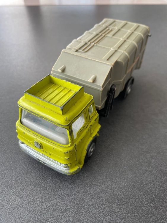 Dinky Toys camion Bedford poubelles (Gebraucht) in Meyrin für CHF 30 ...