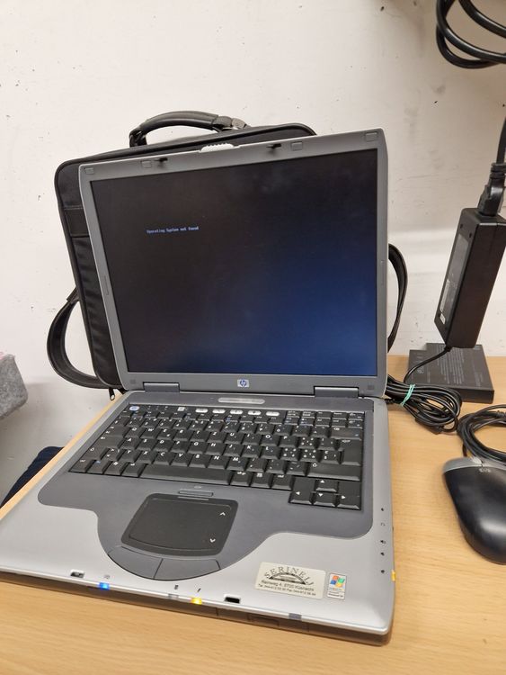 HP Compaq NX9010 Notebook mit Floppy und Parallel Port (Gebraucht) in ...
