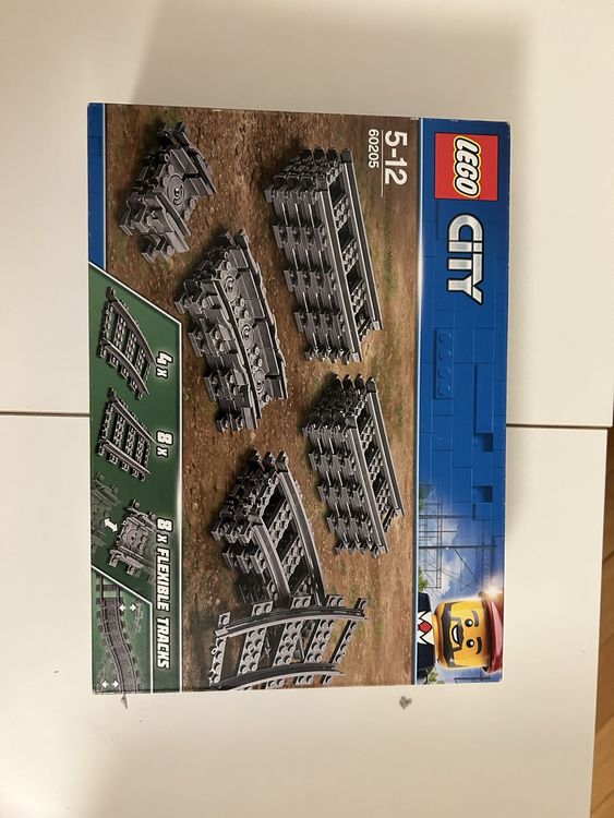 LEGO City Eisenbahn Schienen Set 60205 (Neu und originalverpackt) in ...