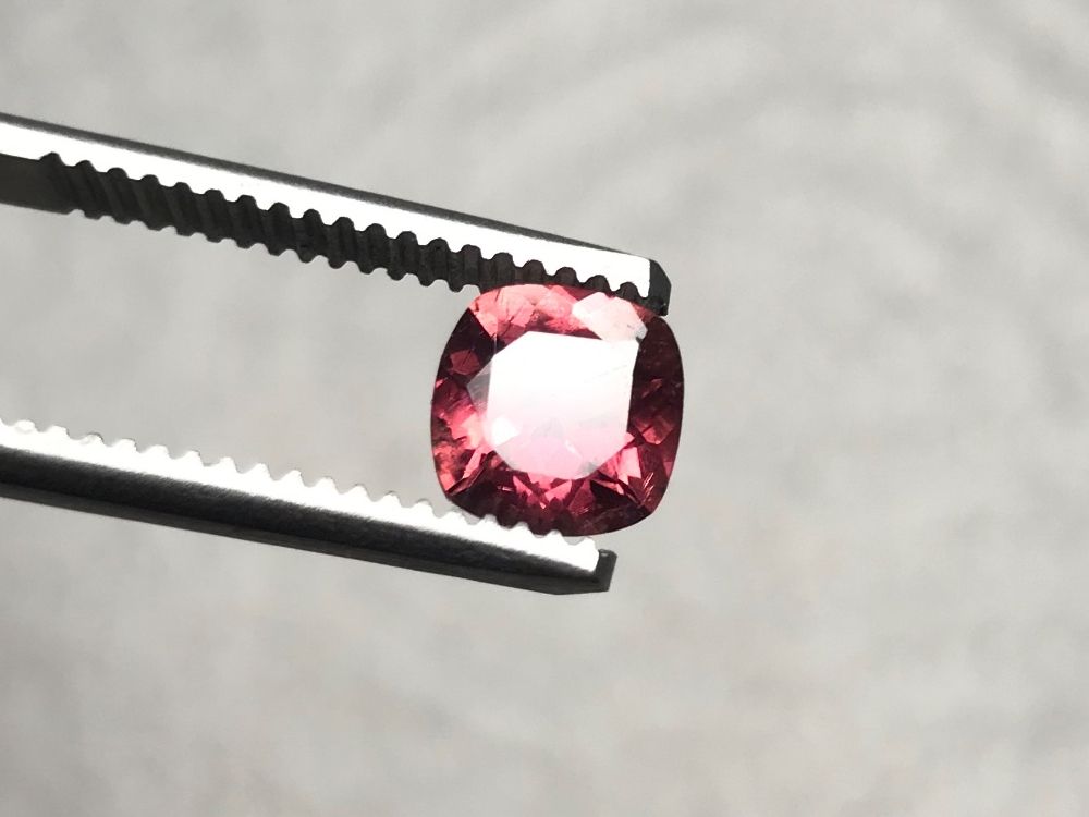 top Turmalin 1.2 Karat aus Kongo (Neu (gemäss Beschreibung)) in Biel ...