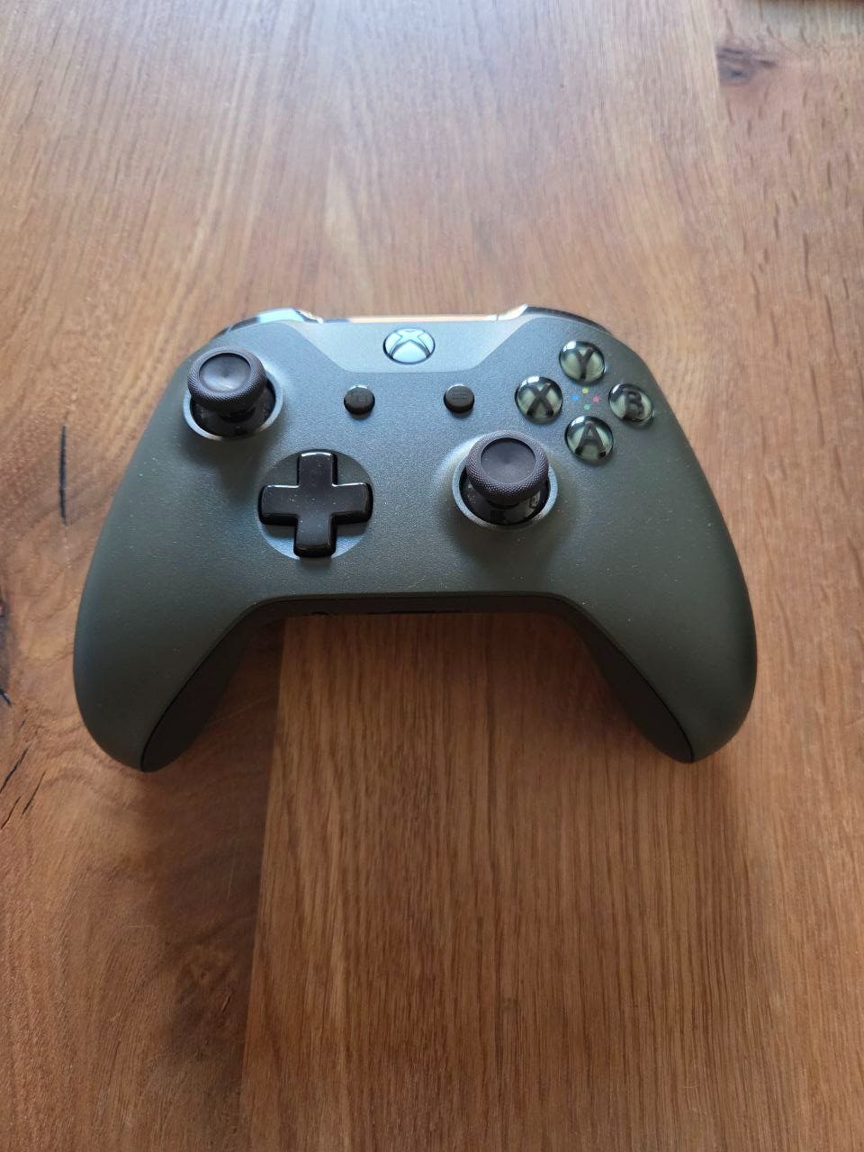 Xbox One S 1TB - Inkl. Controller - Top Zustand! (Gebraucht) in Bonaduz ...