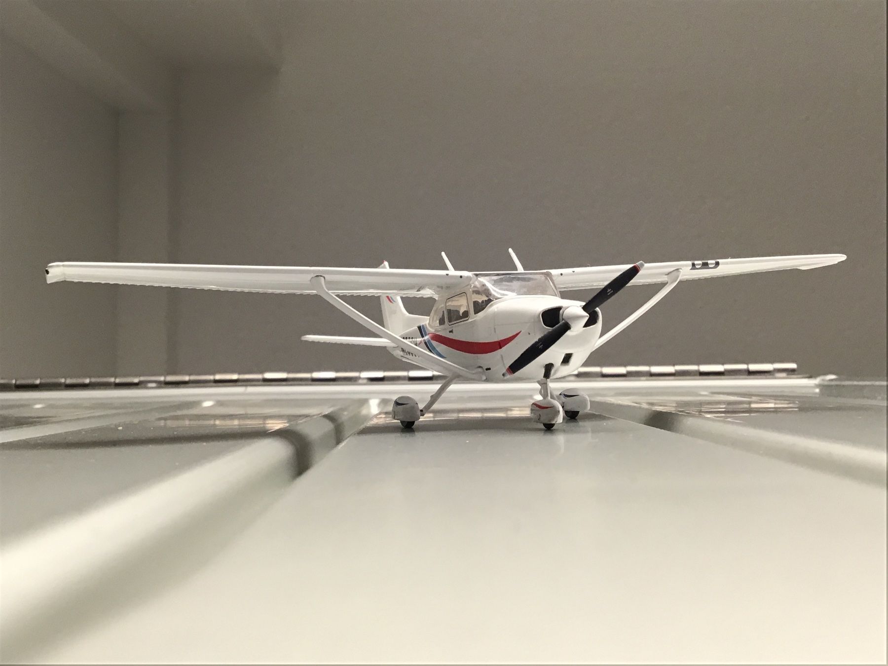 Modellflugzeug Cessna 172 Skyhawk - 1:72 Metall (Gebraucht) in ...