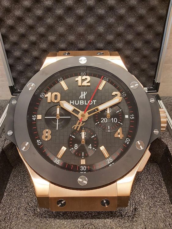 HUBLOT Wall Clock mit Koffer (Gebraucht) in Zürich für CHF 2999 – mit ...