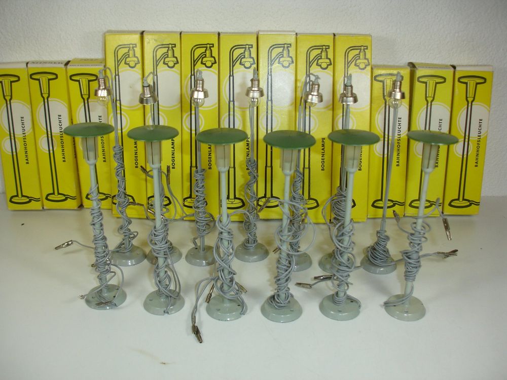 Märklin H0: 7047 + 7048, 13 x Leuchten / lampes (Gebraucht) in ...