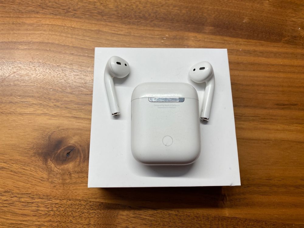 Apple AirPods 2. Generation | Kaufen auf Ricardo