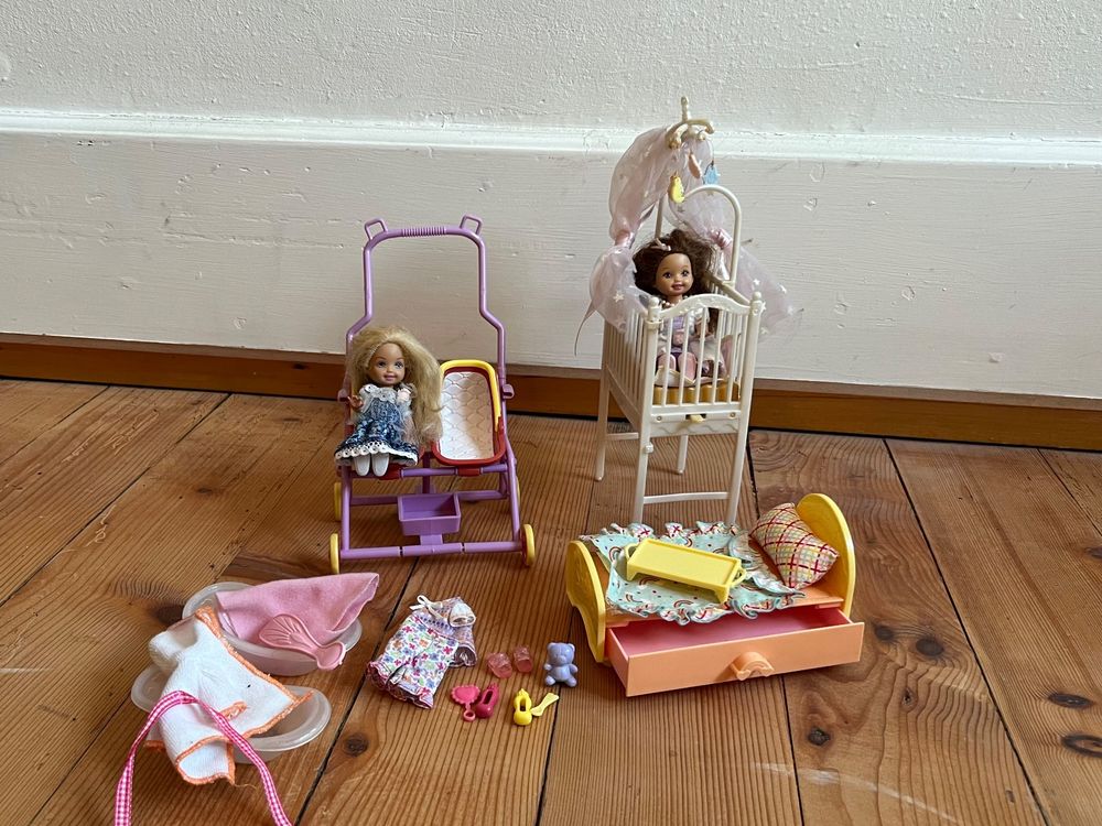 Barbie Kinder (Gebraucht) in Langendorf für CHF 7 – mit Lieferung auf ...