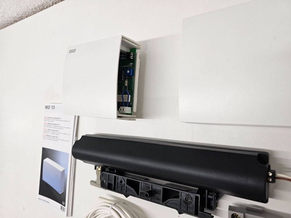 Velux Dachfenstermotor WMG520 / Steuergerät WLC100 / WLF111 (Gebraucht ...